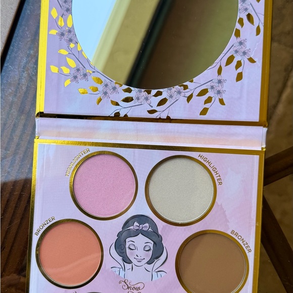 Disney | Makeup | Disney Princess Snow White Complexion Palette 6 Tones ...